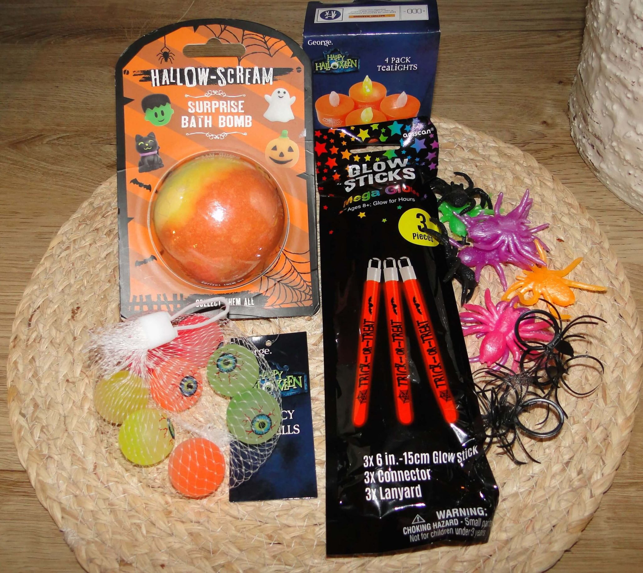 Spooky Halloween Bath Activity For Kids - Ellie-Fant